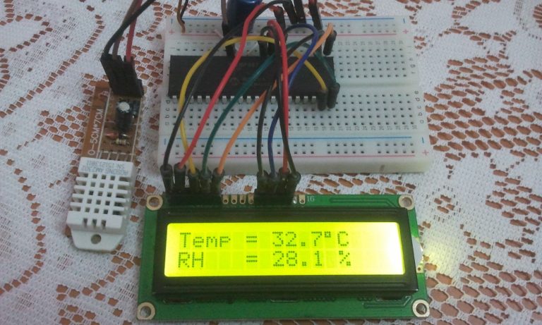 PIC16F887 Microcontroller with DHT22 digital sensor - CCS C